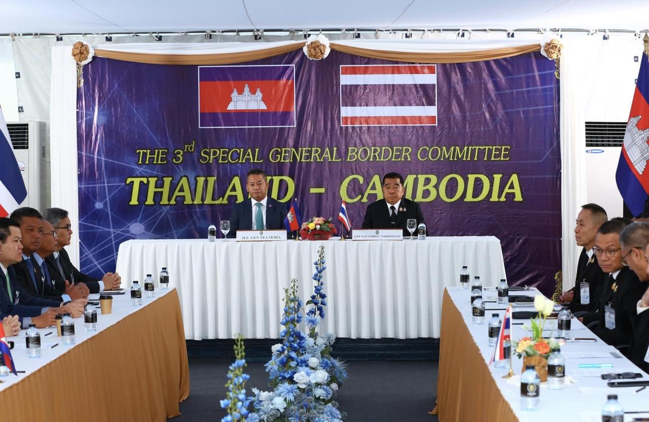 Tailàndia i Cambodja signen un acord d'alto-el-foc