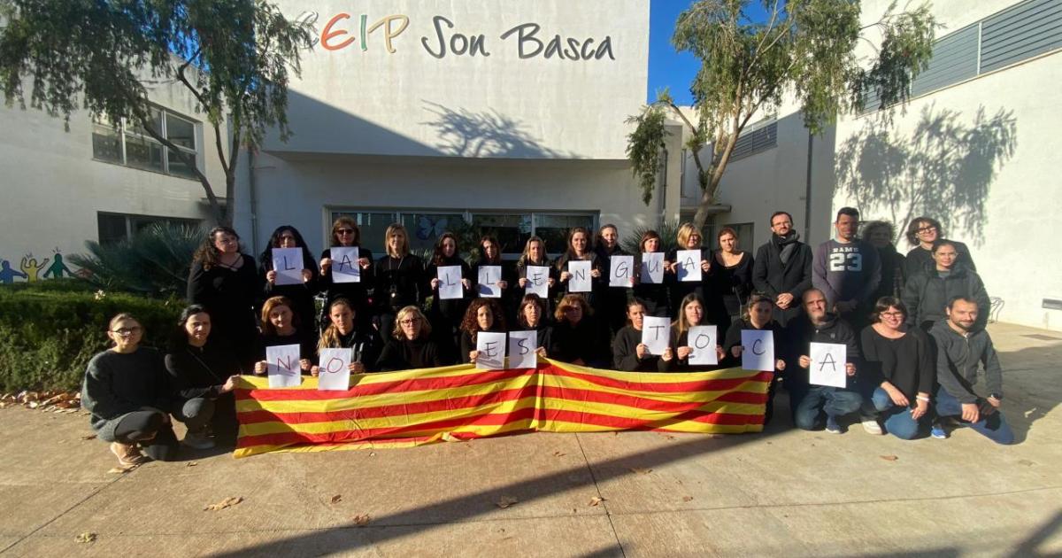 El CEIP Son Basca s'afegeix a la campanya «La llengua no es toca»