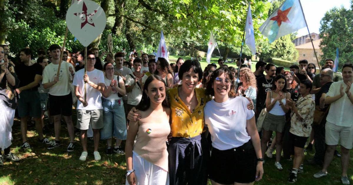 Milers de persones es manifesten a Compostel·la per la Diada de la Pàtria Gallega
